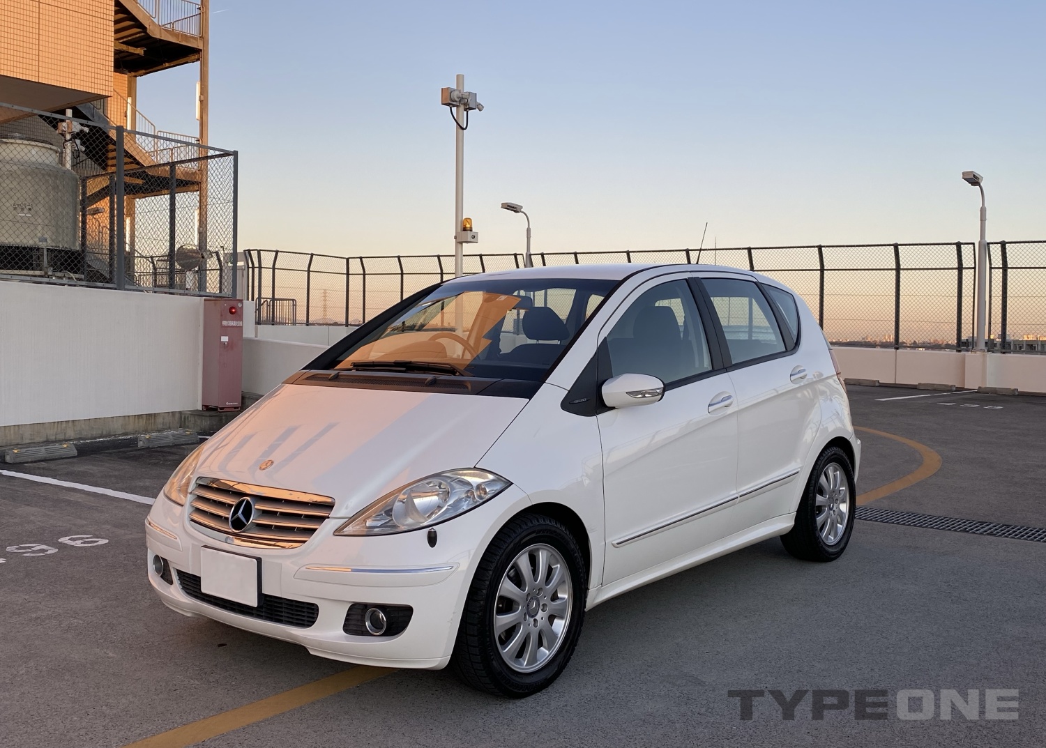 ベンツ A170 カルサルホワイト | 写真共有サービス 30days Album