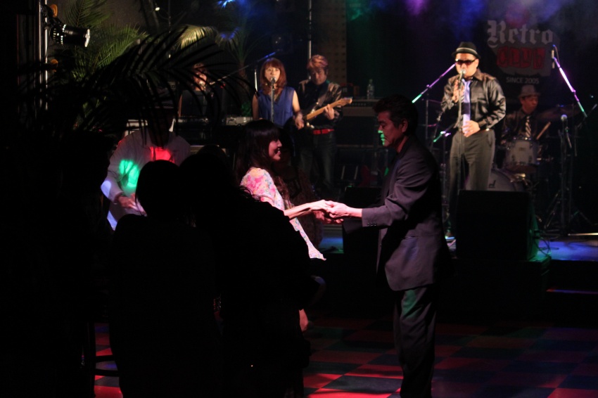 New Retro Social Club | 写真共有サービス 30days Album